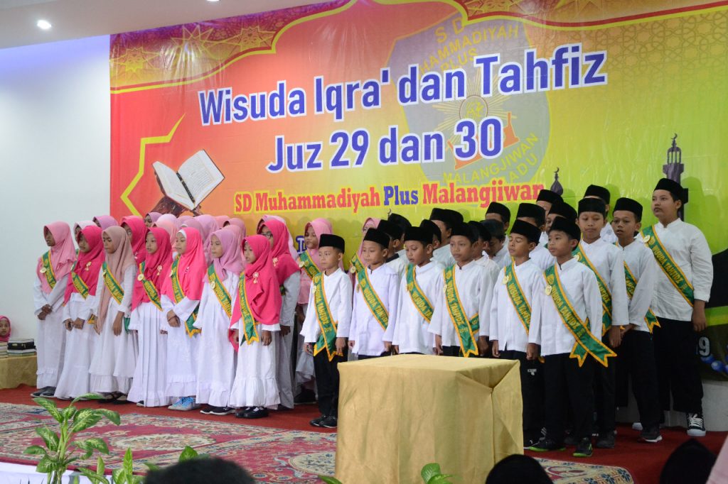 SD Muhammadiyah Plus Malangjiwan Gelar Wisuda Tahfidz dan Launcing Buku Karya Siswa ...