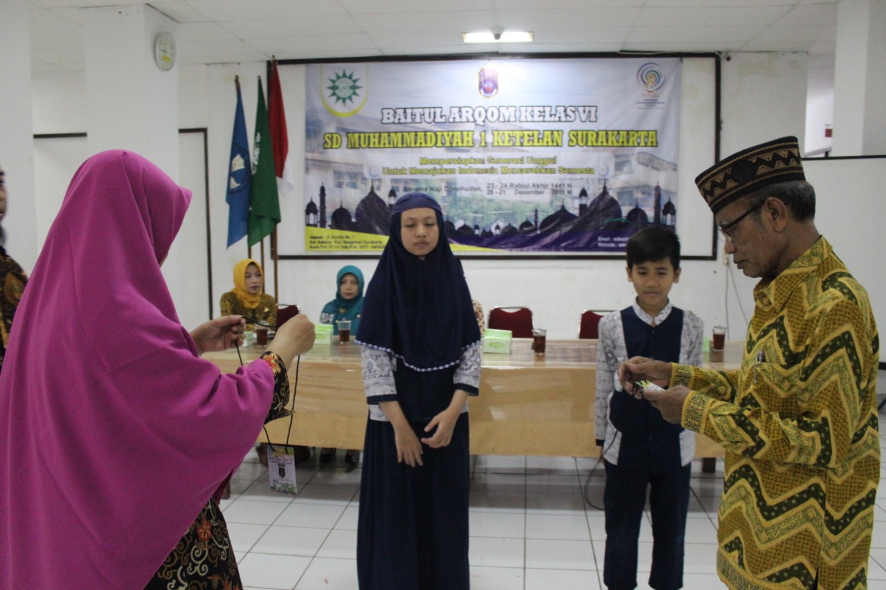 Persiapkan Ujian, SD Muhammadiyah 1 Ketelan Gelar Baitul Arqam Semesta | Muhammadiyah Jateng