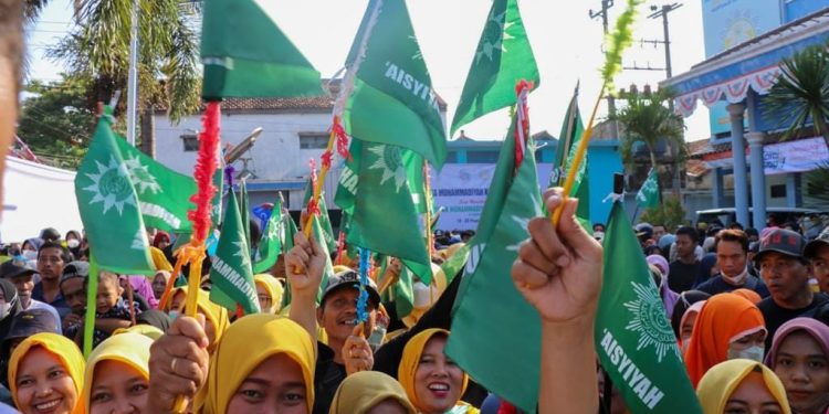 Ratusan Ribu Warga Muhammadiyah Jawa Tengah Padati Kota Tegal dan ... Ratusan Ribu Warga Muhammadiyah Jawa Tengah Padati Kota Tegal dan ...