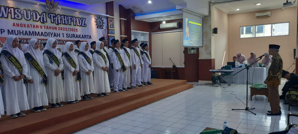 SMP Muhammadiyah 1 Surakarta Tingkatkan Siswa Penghafal Qur'an Angkatan ...