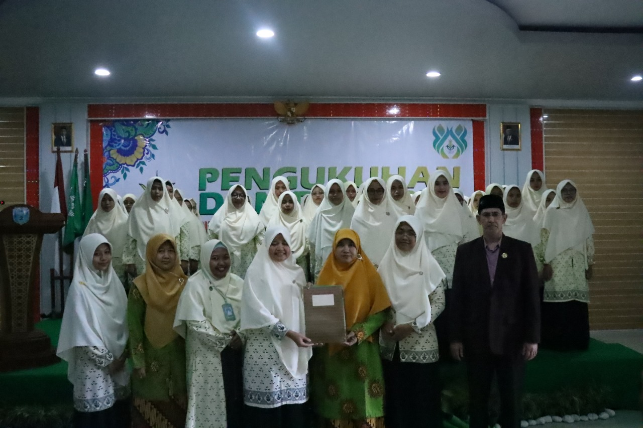 PDNA Karanganyar Resmi Dikukuhkan, Siap Maju, Bangun Jejaring, dan ... PDNA Karanganyar Resmi Dikukuhkan, Siap Maju, Bangun Jejaring, dan ...