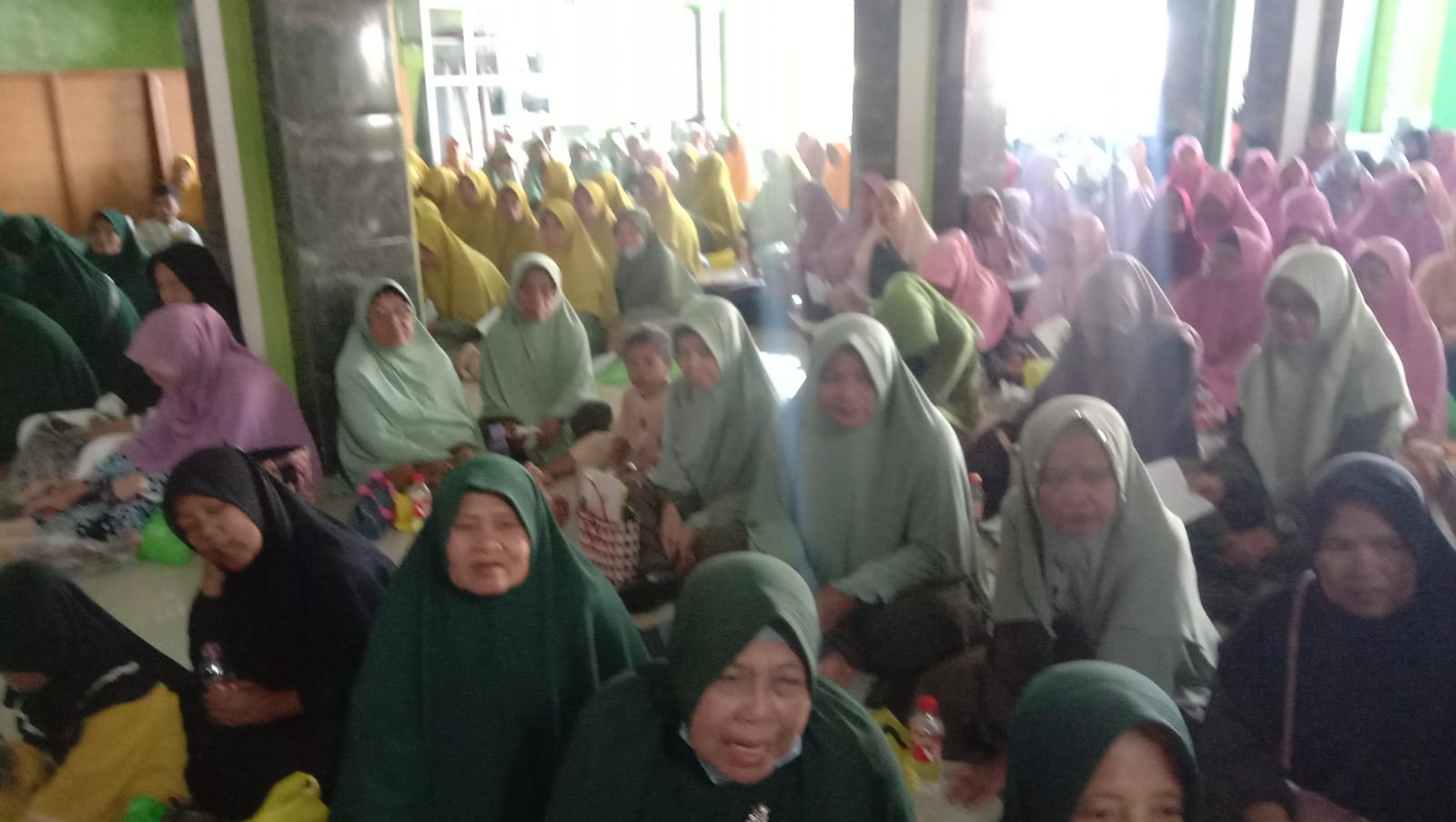 PCA Colomadu Heboh! Pengajian Bulanan Sambut Milad ke-112 Muhammadiyah | Muhammadiyah Jateng