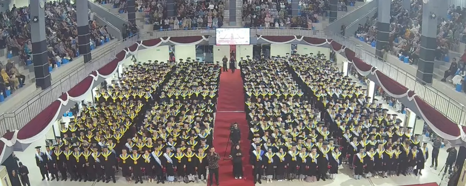 Wisuda Ke-76 UMP: Mahasiswa Lokal hingga Internasional Rayakan Kelulusan Gemilang ...