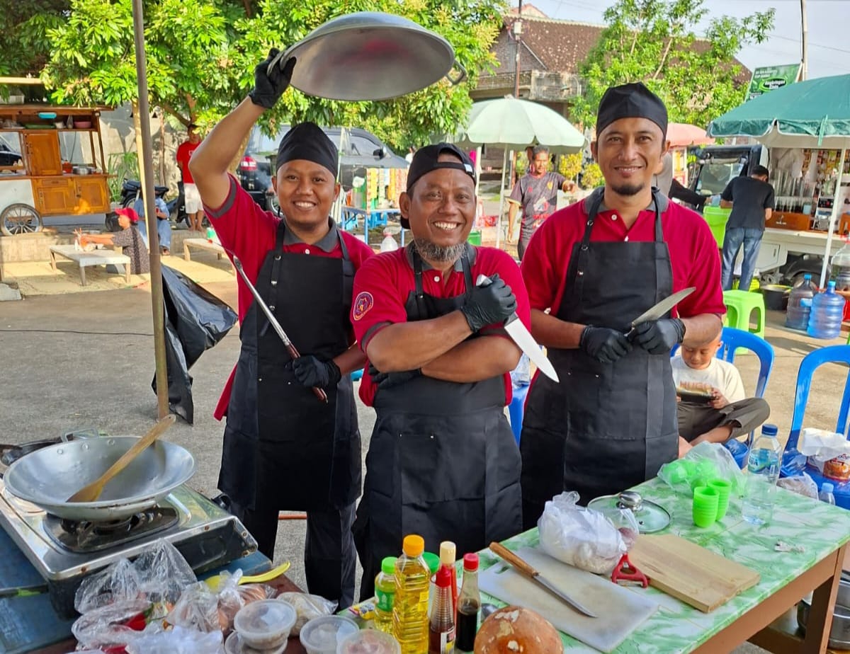 Kompak! Tim Guru SD Muhammadiyah Palur Meriahkan Lomba Masak Akbar PCM ...