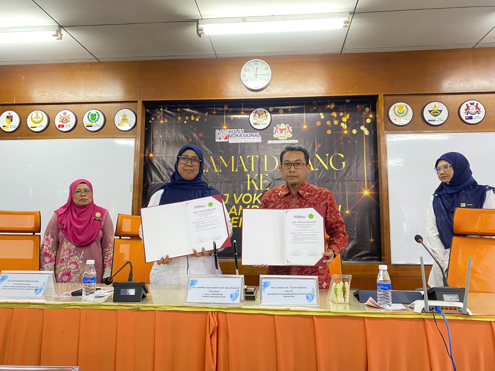 UMPWR Go International! Teken Kerja Sama Strategis dengan Kolej ...